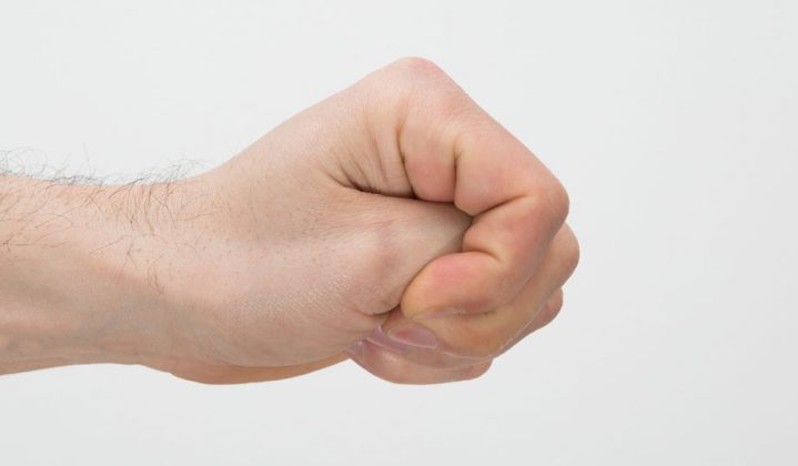 Wie du deine Faust ballst, verrät deinen Charakter - AJOURE-MEN.de